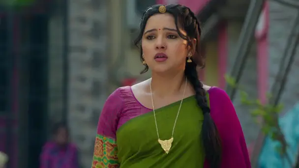 Watch Vasudha S1 E290 - Sarika Pressures Vasudha to Conceal the Truth ...