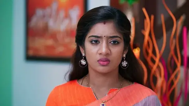 Watch Idhayathai Thirudathey S1 E219 - Sahana’s promise to Shiva’s family on JioHotstar with ...