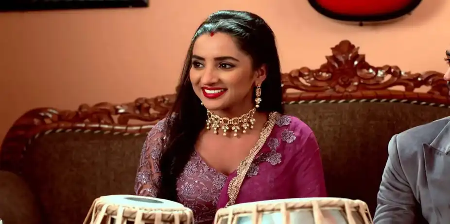 Watch Geet Dholi S1 E139 - Simone Tips Tanya Off on Zee5 with Tata Play Binge