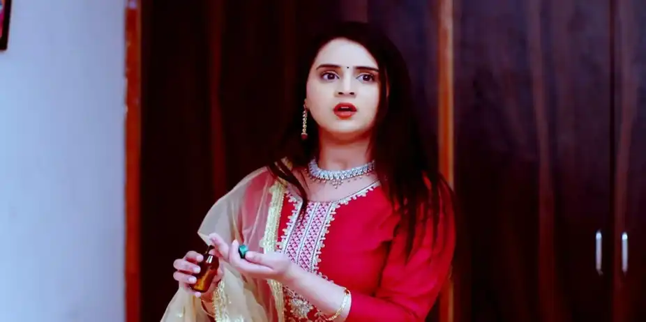 Watch Khasma Nu Khani S1 E549 - Desho Plots against Armaan on Zee5 with ...