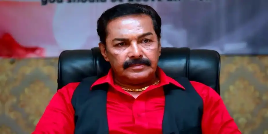 Watch Peranbu S1 E166 - Vanathi Escapes from the Goons on Zee5 with ...