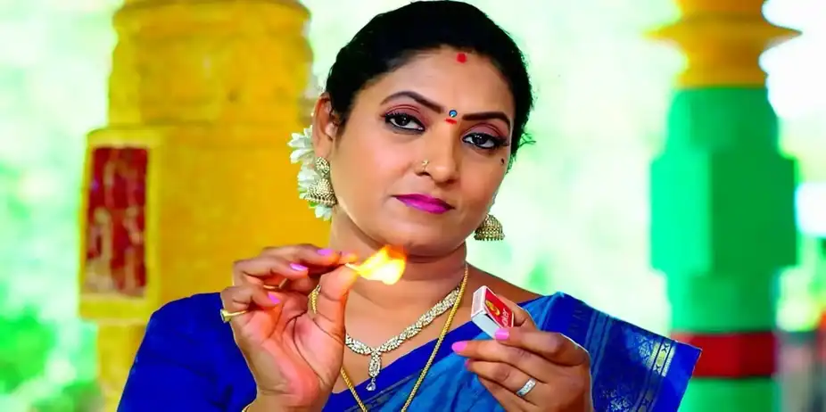 Watch Muthyamantha Muddu S1 E319 - Geetha Pretends to be Possessed on ...