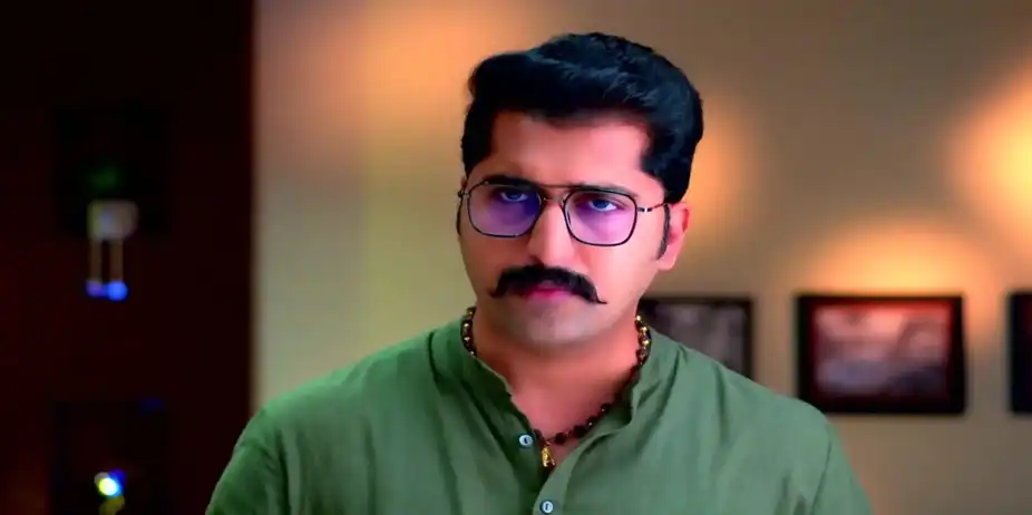 Watch Mrs. Hitler S1 E468 - Mrs. Hitler - September 22, 2022 on Zee5 ...