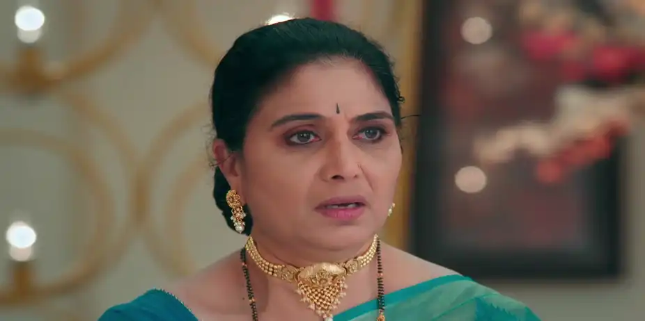 Watch Veen Doghatli Hi Tutena S1 E54 - Mallika Sets Swanandi's ...