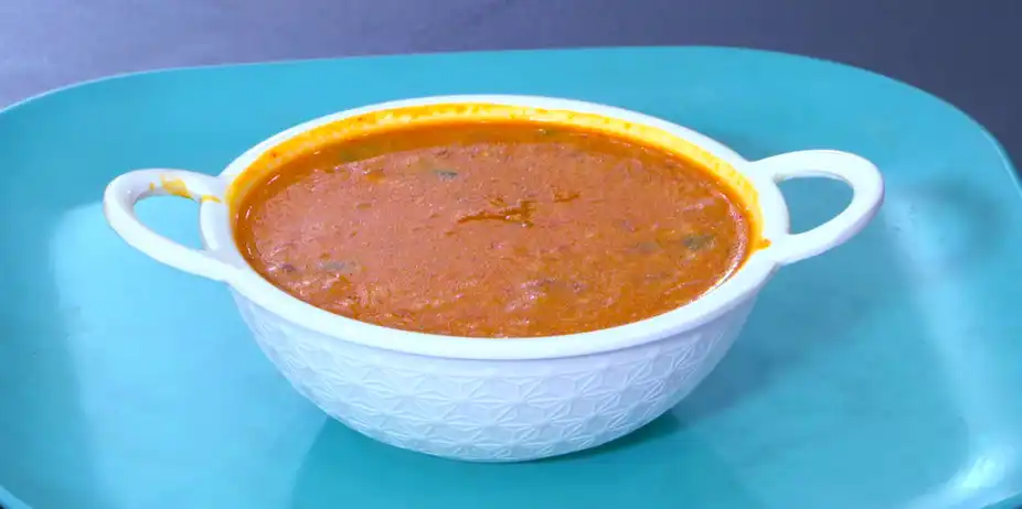 Watch Free Bombat Bhojana S3 E165 - Delicious Dharani Daal and other ...