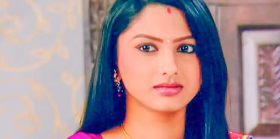 Watch Tumi Chherona Haat Pothe S1 E44 - Rashi Tries to Impress Kokila's ...