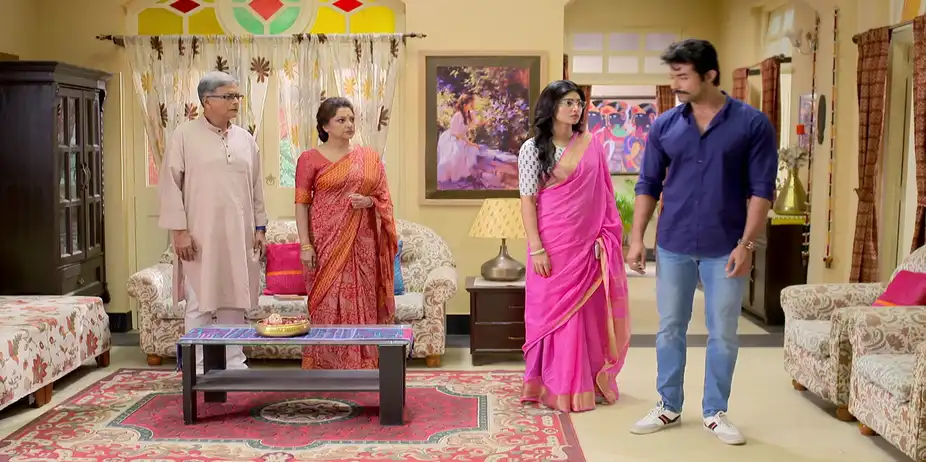 Watch Guddi S1 E234 - Chaitali's Act Infuriates Anuj on JioHotstar with ...