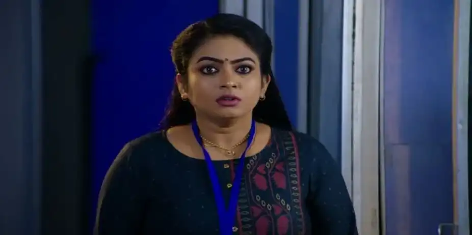 Watch Meera S1 E43 - Arundhati is shocked on Hotstar with Tata Play Binge