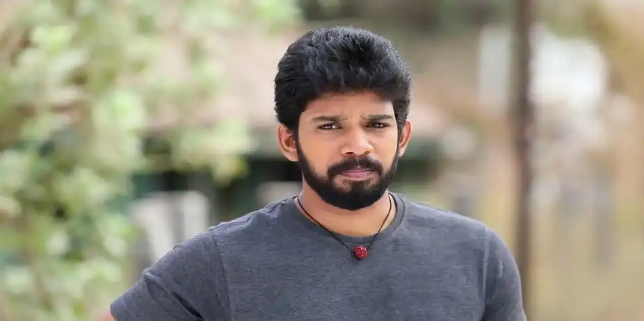 Watch Pandian Stores 2 S1 E104 - Kathir's New Look! on JioHotstar with ...