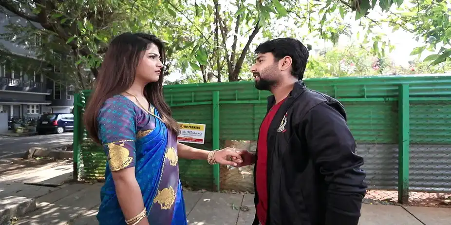 Watch Mithuna Rashi S1 E20 - Samarth proposes to Suraksha on Hotstar ...