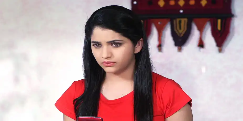 Watch Aamhi Doghe Raja Rani S1 E42 - Amit to Marry Madhura? on ...