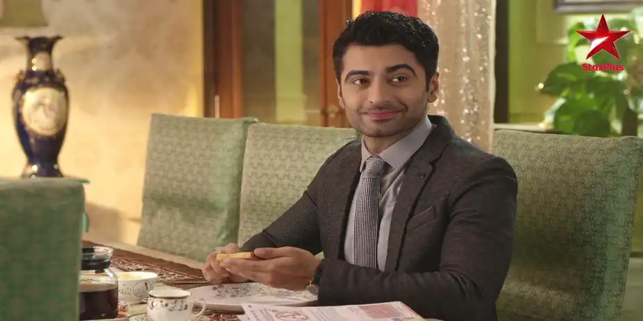 Watch Dahleez S1 E9 - Adarsh Helps Swadheenta on JioHotstar with Tata Play Binge
