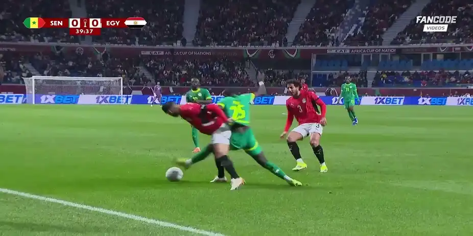 Watch Tempers Explode! Salah's foul on Mane sparked total chaos on ...